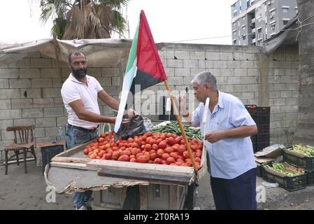 Fruit stall in Beirut, Lebanon 1993 Stock Photo - Alamy