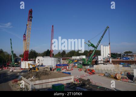 Work continues at the Victoria Road Crossover Box HS2 site near to Old ...