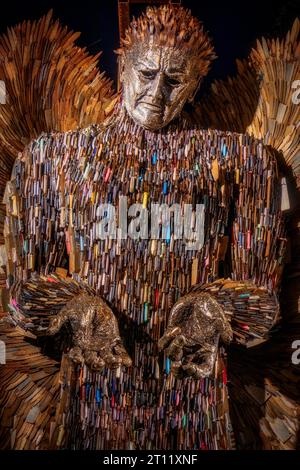 The Knife Angel - Contemporary sculpture formed of 100,000 knives ...