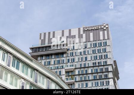 Facade of the Vinci headquarters building in Paris La Defense business ...