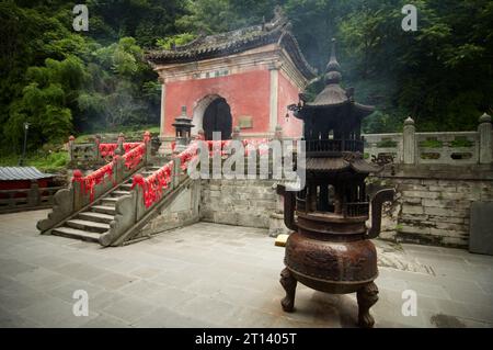 Beautiful architecture in Ancient Wudang temple, WudangShan, China ...