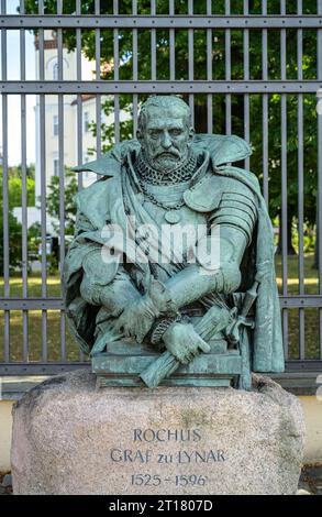 Rochus Quirinus Graf zu Lynar, Statue in Lübbenau, Spreewald ...