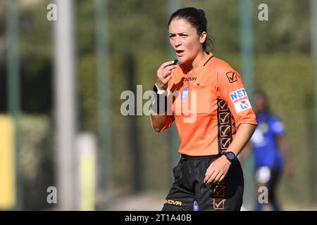 Referee Deborah Bianchi during the Women's Super Cup final between ...