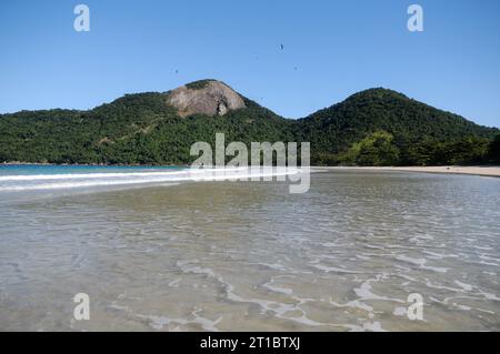 Dois Rios Beach, located on Ilha Grande in the state of Rio de Janeiro Stock Photo - Alamy