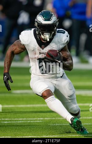 Philadelphia Eagles' D'Andre Swift during an NFL football game against ...