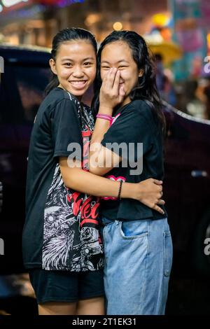 Young Girls in the Street in Manila, Philippines Stock Photo - Alamy