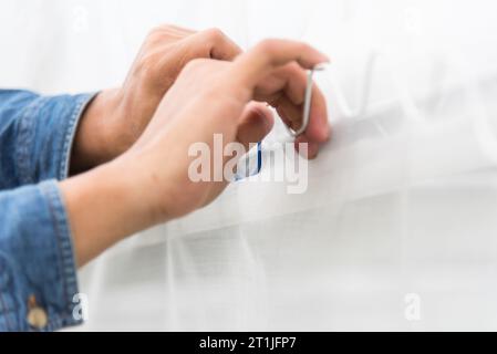 installing the Poly Spring Lock Wire for greenhouse Film Fastening ...