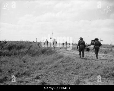 THE CAMPAIGN IN NORMANDY 1944 - Two signallers in action with the American 987th Field Artillery ...