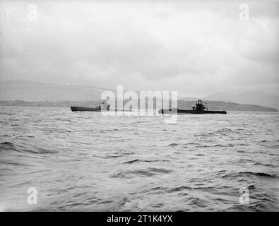 HM SUBMARINES SIMOOM AND GRAPH. 20 APRIL 1943, HOLY LOCH. - HMS SIMOOM ...