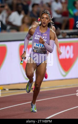 Laviai NIELSEN running the 4x400m relay at the 2019 World Athletics ...