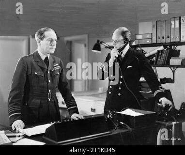 Royal Air Force Personalities, 1939-1945. Sous-Officier Pierre ...