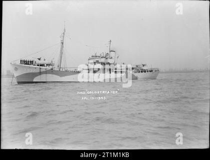 HMT COLDSTREAMER - At anchor Coldstreamer Stock Photo - Alamy