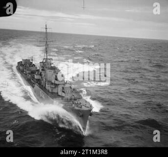 HMS Martin Underway Stock Photo - Alamy