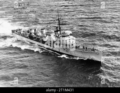 HMS SCIMITAR - Underway Scimitar Stock Photo - Alamy