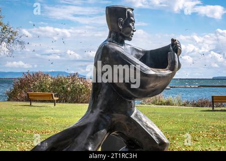 Statue at the Tai Chi Park in Thunder Bay, Ontario, Canada Stock Photo ...