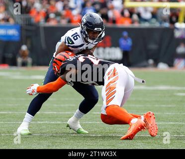 Cincinnati Bengals cornerback Cam Taylor-Britt (29) walks the field ...