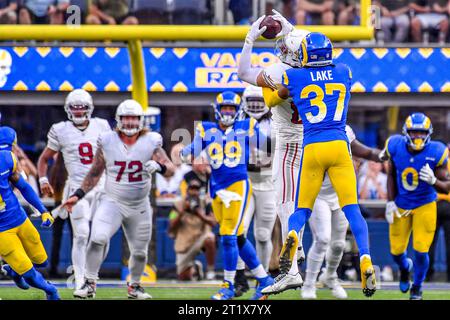 Los Angeles Rams safety Quentin Lake (37) runs during an NFL football ...