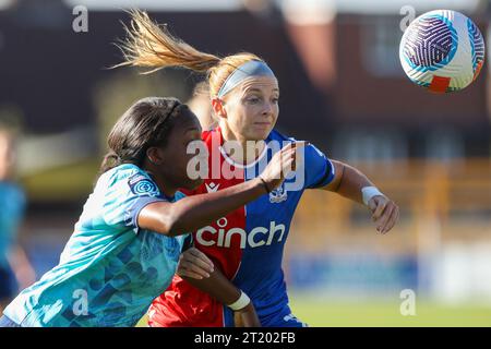 15, Hayley Nolan of Crystal Palace in attacking action during the ...