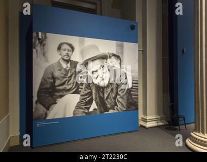 Renoire exhibition in Budapest Stock Photo - Alamy