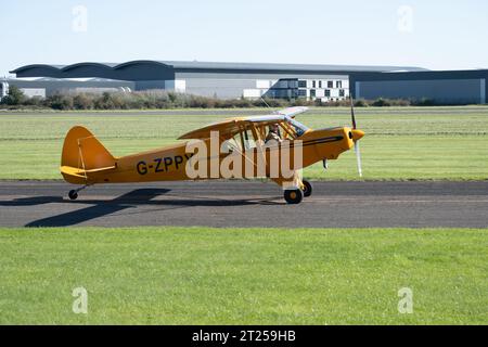 Piper L-18C Super Cub at Wellesbourne Airfield, Warwickshire, UK Stock ...