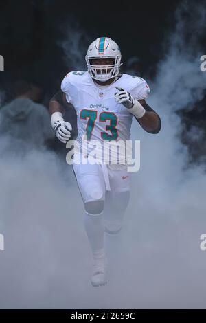 Miami Dolphins guard Austin Jackson arrives before an NFL football game ...