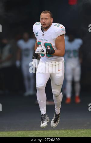 Miami Dolphins fullback Alec Ingold (30) runs onto the field during ...