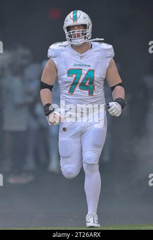 Miami Dolphins offensive tackle Liam Eichenberg (74) lines up for the ...