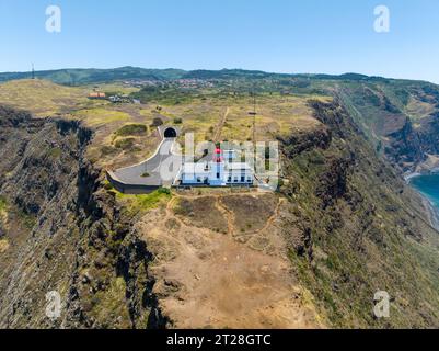 Farol da Ponta do Pargo Ilha da Madeira. Lighthouse Ponta do Pargo ...