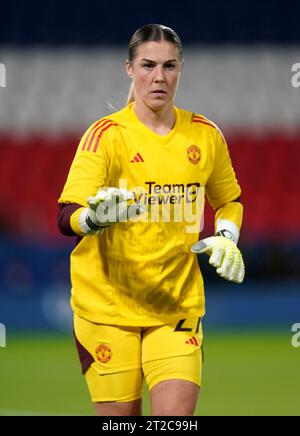 Paris Saint-Germain goalkeeper Mary Earps during a training session at ...