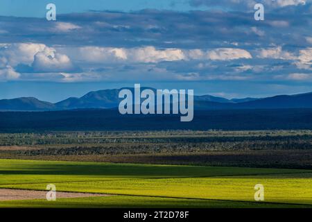Mount Inkerman lookout, Inkerman Queensland 4806, Australia Stock Photo ...