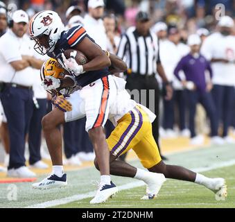 LSU cornerback Zy Alexander (14) breaks up a pass intended for Baylor ...