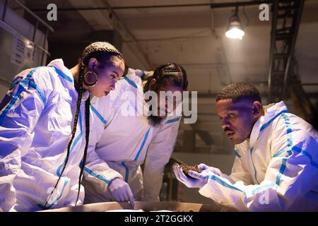 THE CHI, from left: Hannaha Hall, Iman Shumpert, 'ReUp', (Season 6, ep ...