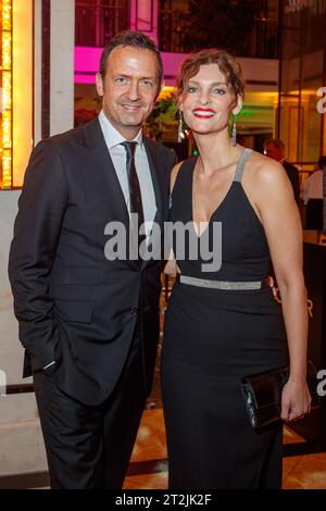 Till Brönner mit Ehefrau Nadia Dassouki beim 16. SemperOpernball 2024 ...