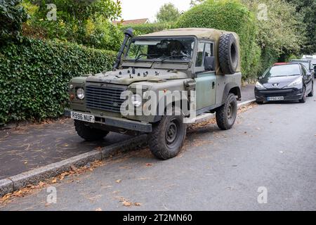 1997 Land Rover Defender 90 Wolf Soft Top Stock Photo - Alamy