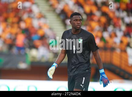 Ivory Coast goalkeeper Yahia Fofana (1) blocks a shot during a FIFA ...