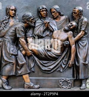 Statue of St. Mary, Stations of the Cross, Valinhos, Fatima, Olive ...