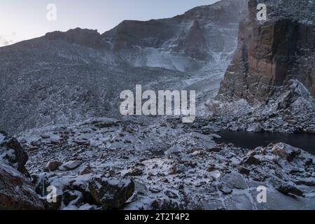 An early season snowfall in Rocky Mountain National Park. Estes Park ...
