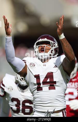 Mississippi State linebacker Nathaniel Watson poses for a portrait at ...