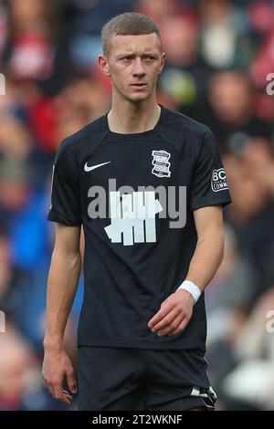 Jay Stansfield #28 of Birmingham City grimaces in pain during the Sky ...