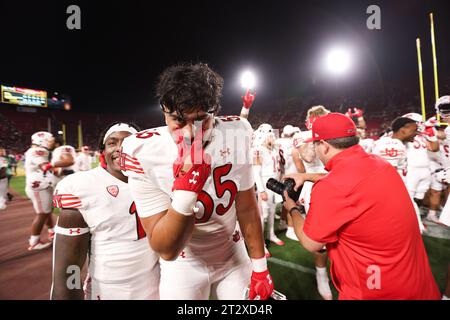 Utah offensive lineman Spencer Fano stands on the sideline during the ...
