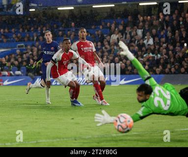 Cole Palmer of Chelsea has a shot during the Premier League match ...
