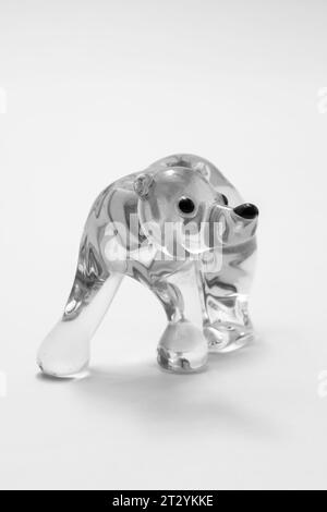 Pirelli Glass Crystal Bear Medium size 3ins Pattern P-50. 1960s ...