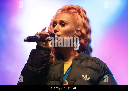 British singer Raye performs live during Bloomingdale's and Burberry ...