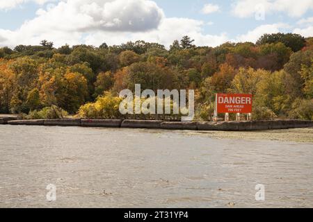 View along the Mohawk River, part of the Erie Canal system Stock Photo ...