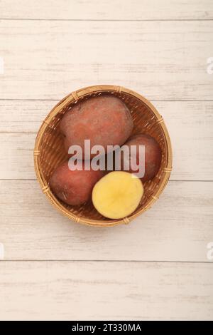 Andes Red Potato Stock Photo - Alamy