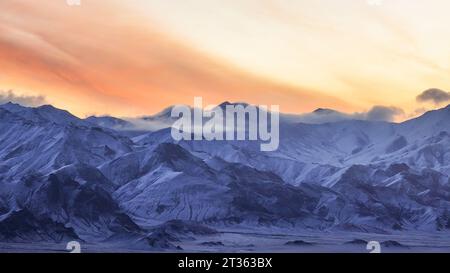 Ruoqiang. 17th Oct, 2023. This aerial photo taken on Oct. 17, 2023 ...