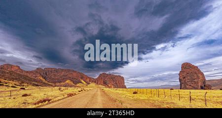 Standing Stone, iconic rock formation in a volcanic boiler Stock Photo ...