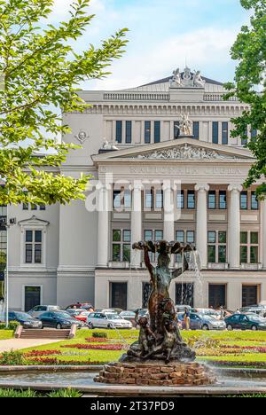Entrance to Latvian National Theatre in Riga Stock Photo - Alamy