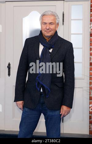 Premiere - Amazon Prime Die Therapie Sebastian Fitzek mit Ehefrau Linda ...