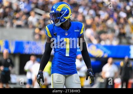 Los Angeles Rams cornerback Derion Kendrick (1) takes his stance during ...